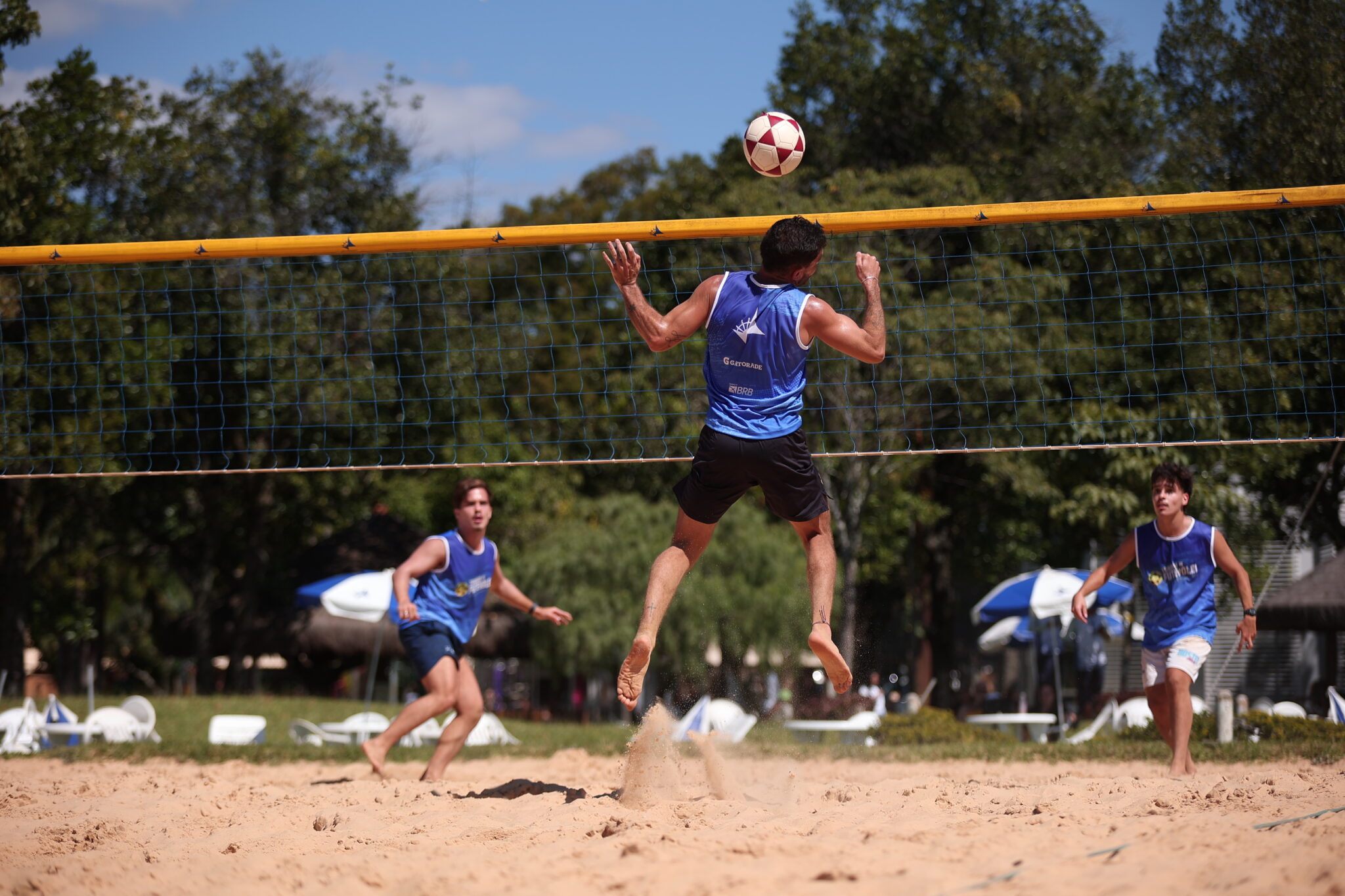 Novidades na escolinha de futevôlei - Iate Clube de Brasilia